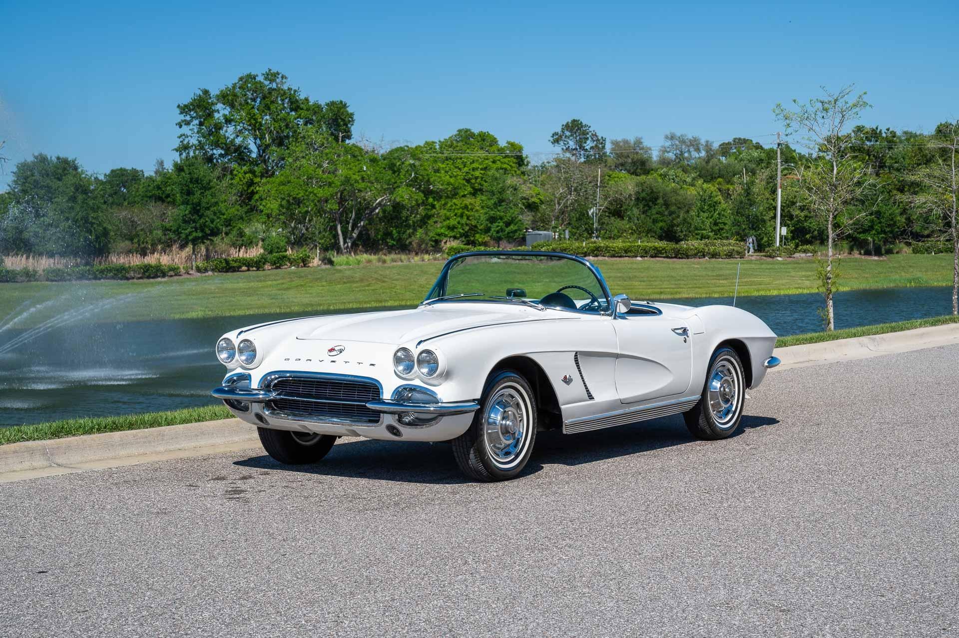 1962 Chevrolet Corvette - Past & Present Motor Cars